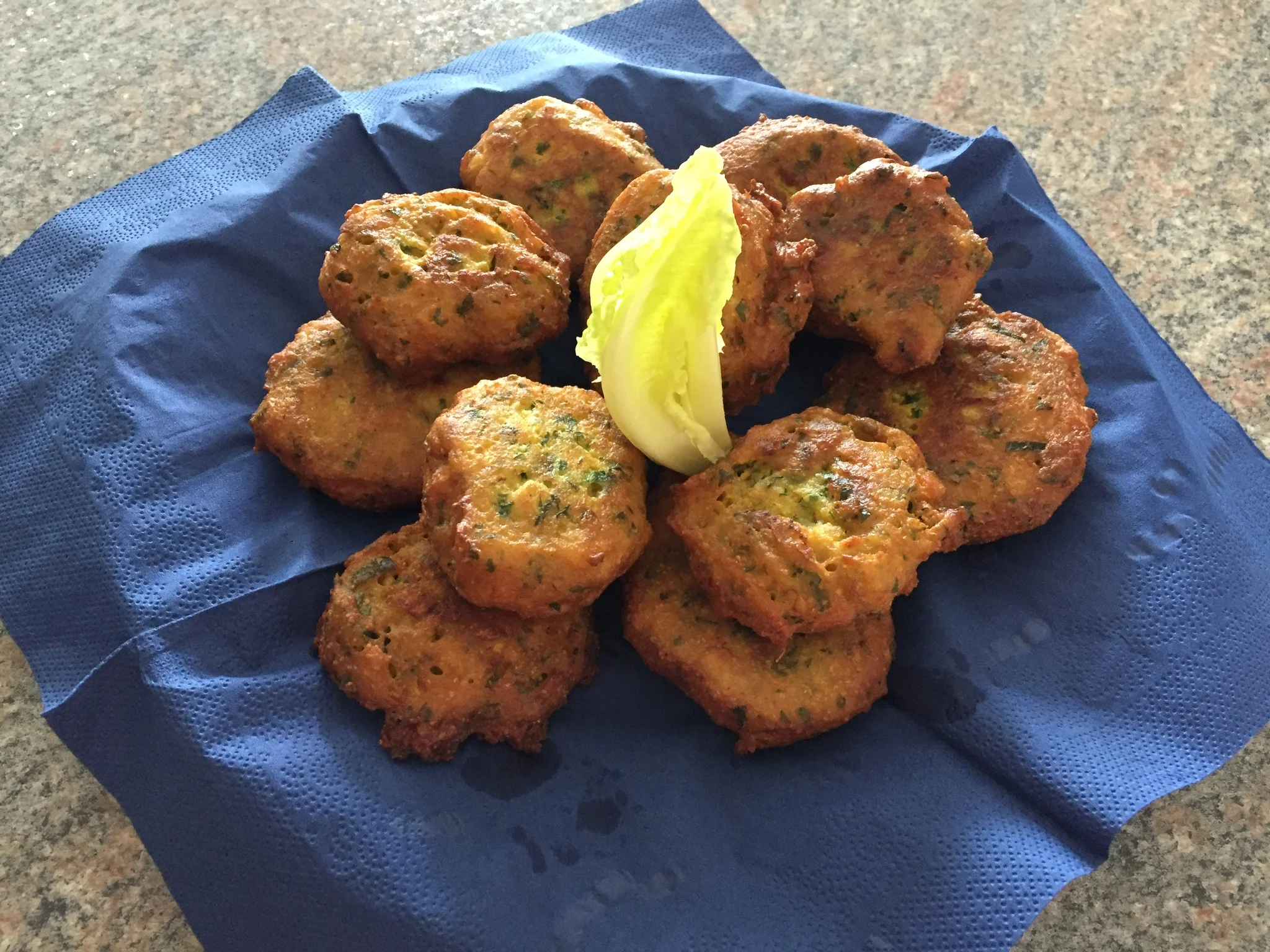 Pakoras (Indian Vegetable Fritters) | Culinae Mundi